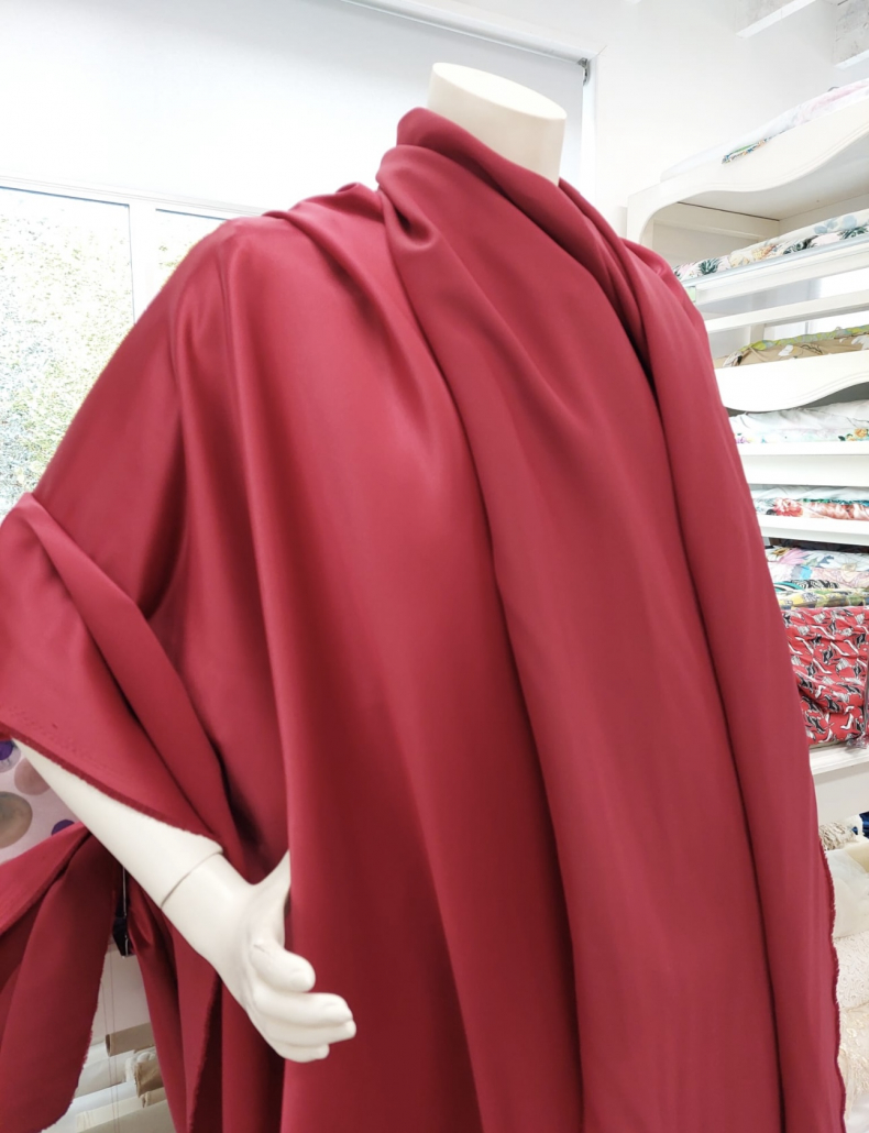 Knip Mode, Crêpe Satijn Double-Face, rood - Samitex - Exclusieve stoffen